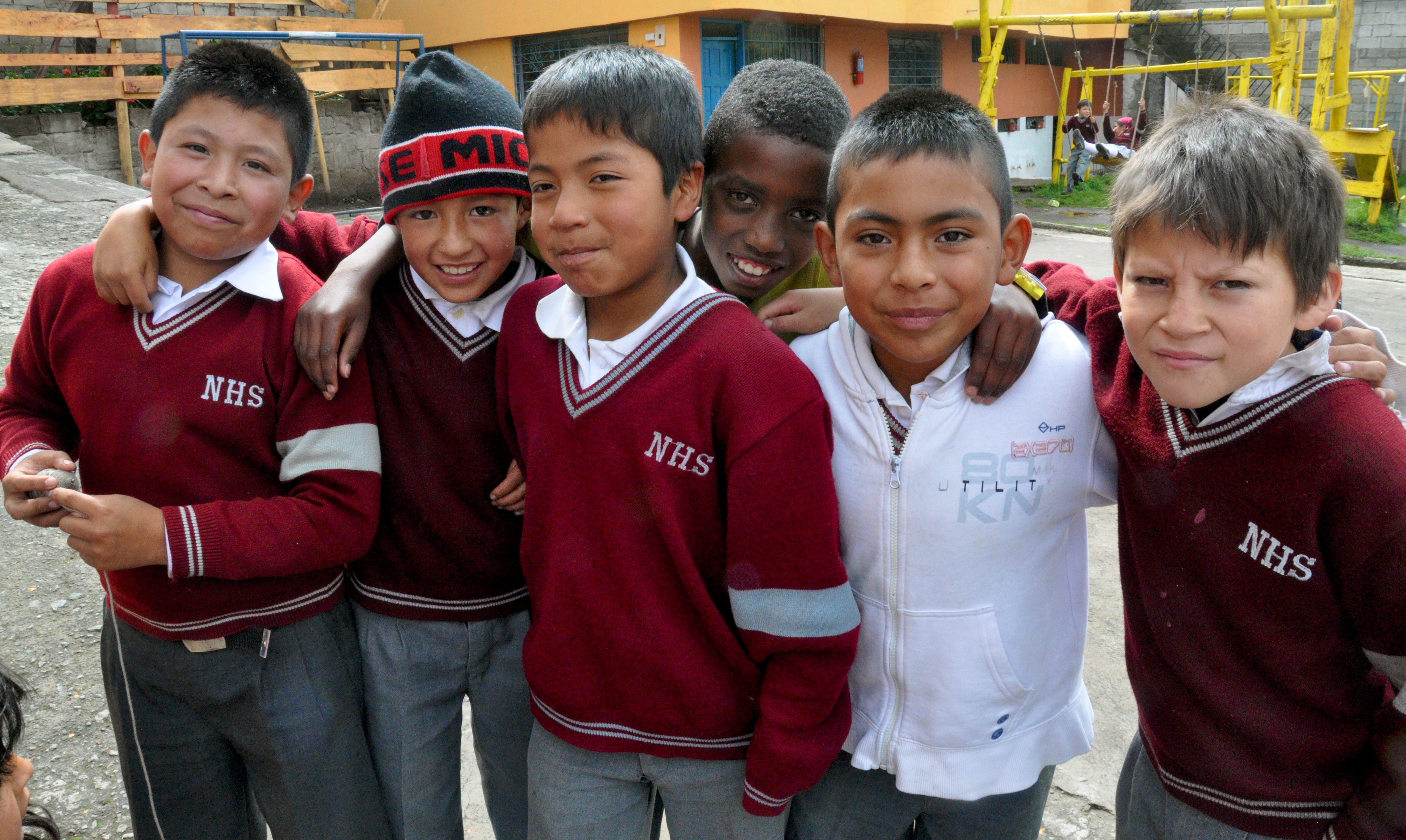 Ecuador: Rural School Motivates Kids | Rainforest Journalism Fund