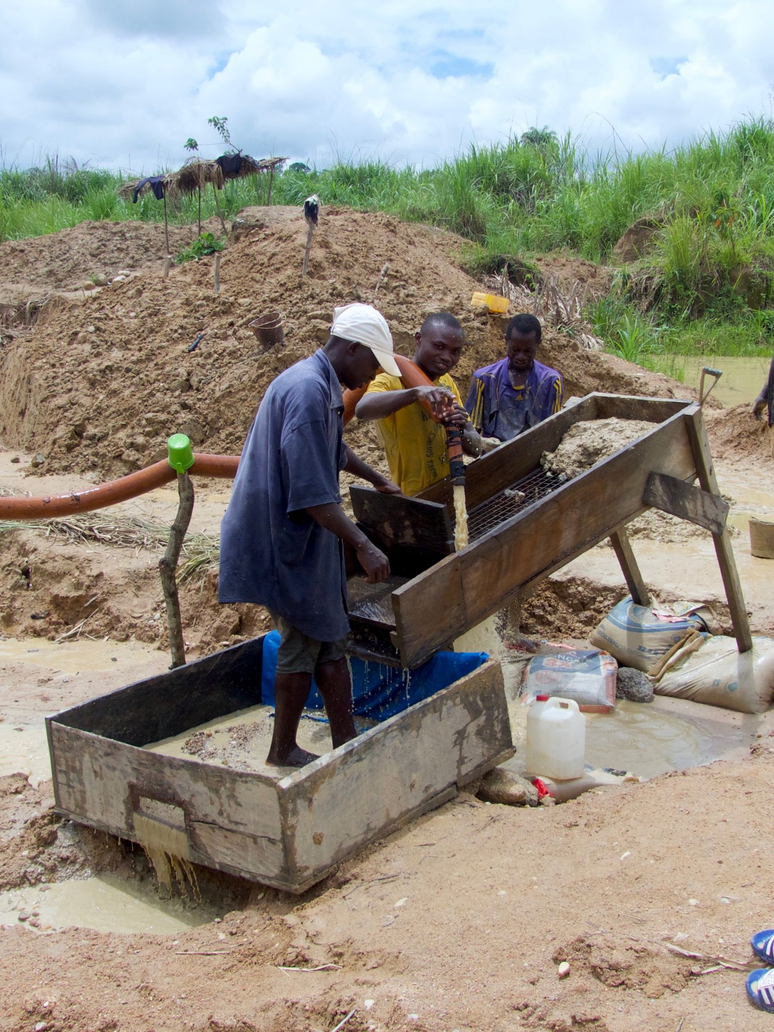 In Congo, the Disaster of the Mining Sites Abandoned by the Company ...