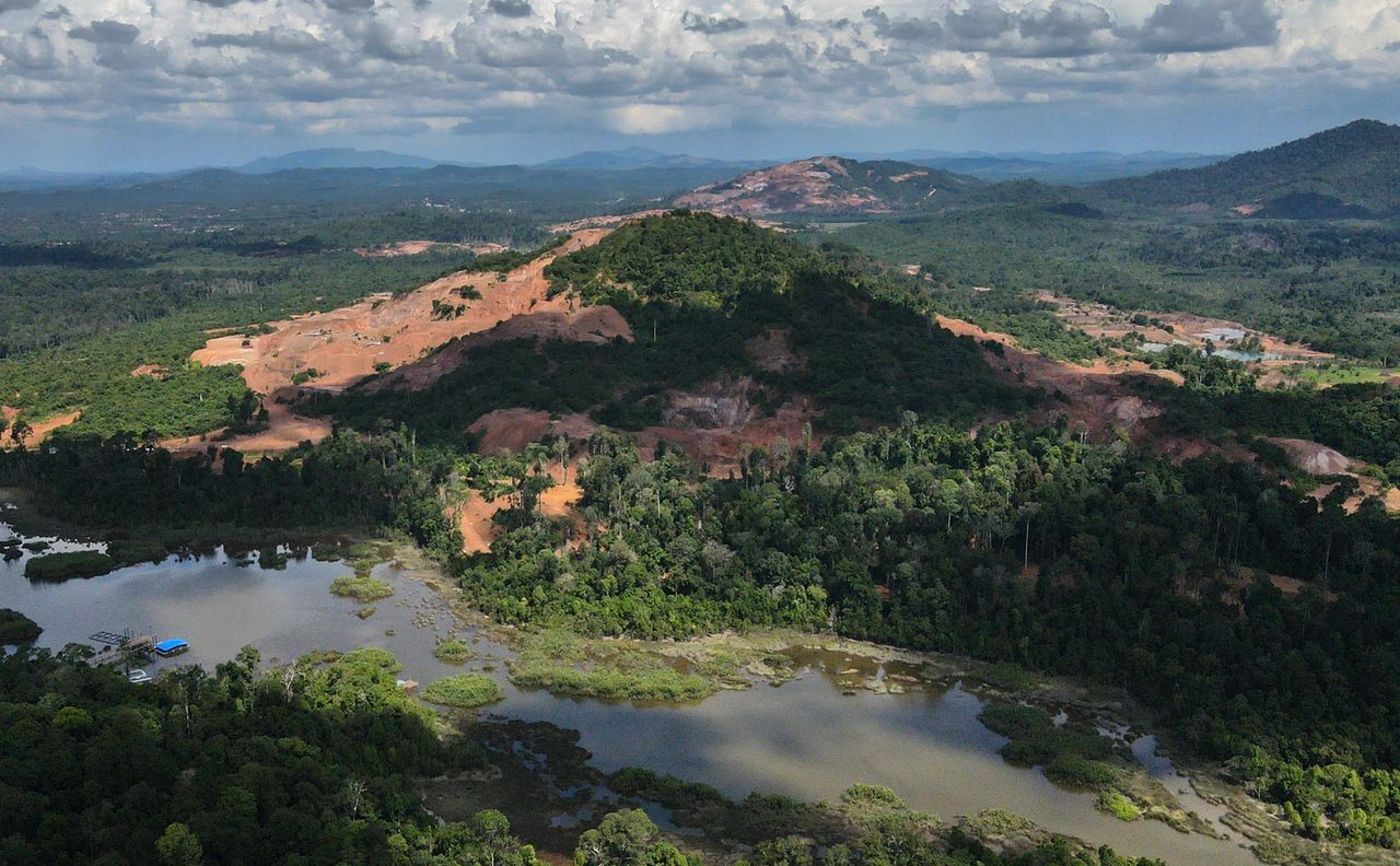 Tasik Chini: Two Years On, Heavy Machinery Remains at Disused Mines ...