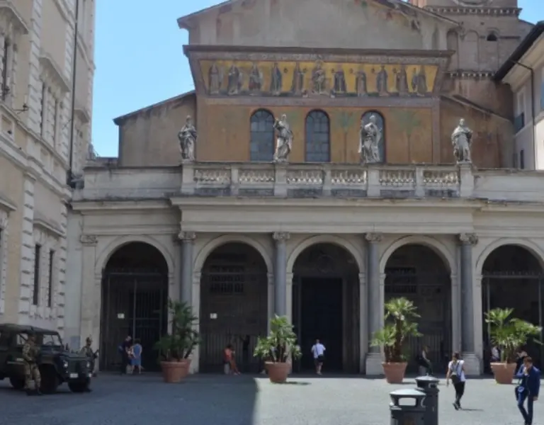 Rome at a Crossroads: Italian Identity and the Refugee Crisis ...