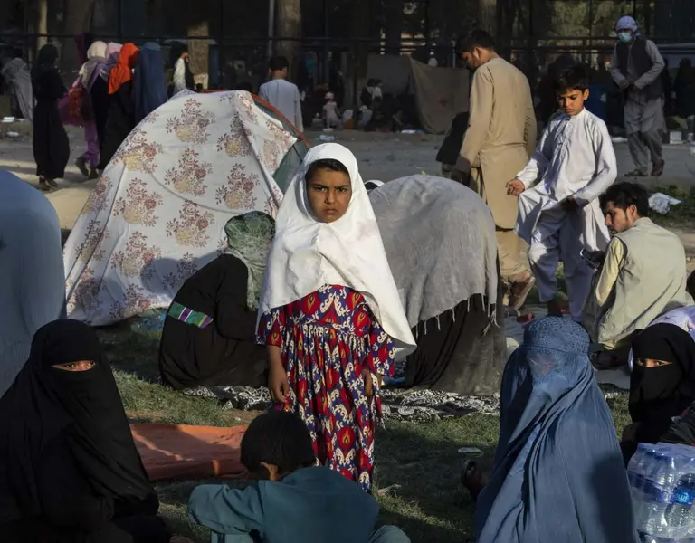 Afghanistan Through the Lens of Paula Bronstein | Rainforest Journalism ...